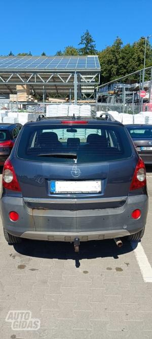 Blue Opel Antara 2008 in Vilnius, with an engine capacity of 2.40 L and mileage of 284 thousand km for 1700 €, photo 5 on AUTOMOTO.COM.LV