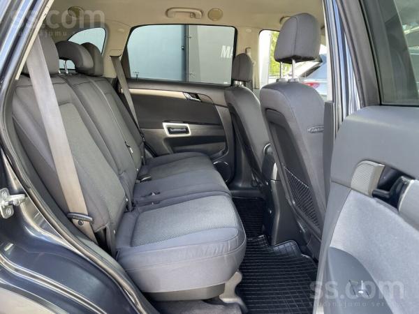 Blue Opel Antara 2008 in Talsi, with an engine capacity of 2.00 L and mileage of 248 thousand km for 3300 €, photo 8 on AUTOMOTO.COM.LV