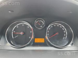 Zils Opel Antara 2008 Talsi, ar dzinēja tilpumu 2.00 L un nobraukumu 248 tūkst. km par 3300 €, foto 17 vietnē AUTOMOTO.COM.LV
