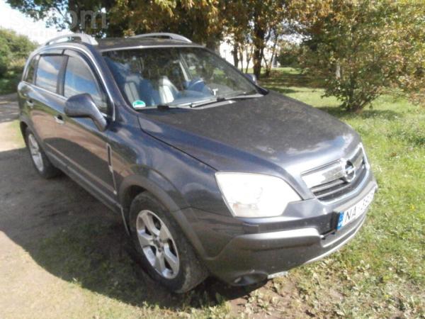 Opel Antara 2008 in Saldus on AUTOMOTO.COM.LV Blue Opel Antara 2008 in Saldus, with an engine capacity of 2.00 L and mileage of 284 thousand km for 2700 €, photo 1 on AUTOMOTO.COM.LV