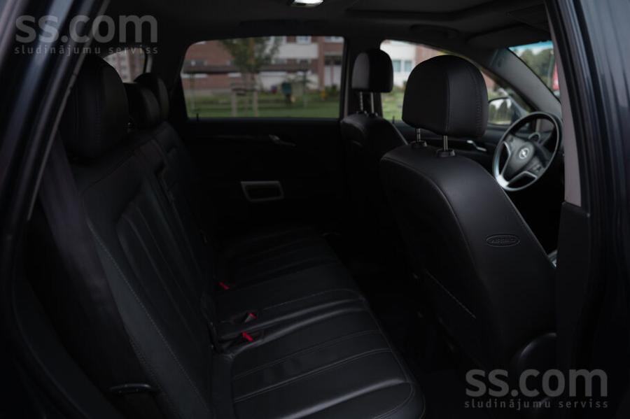 Blue Opel Antara 2008 in Kuldiga, with an engine capacity of 2.00 L and mileage of 287 thousand km for 2950 €, photo 9 on AUTOMOTO.COM.LV