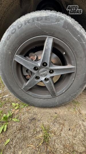 Zils Opel Antara 2008 Viļņa, ar dzinēja tilpumu 2.00 L un nobraukumu 227 tūkst. km par 3700 €, foto 15 vietnē AUTOMOTO.COM.LV
