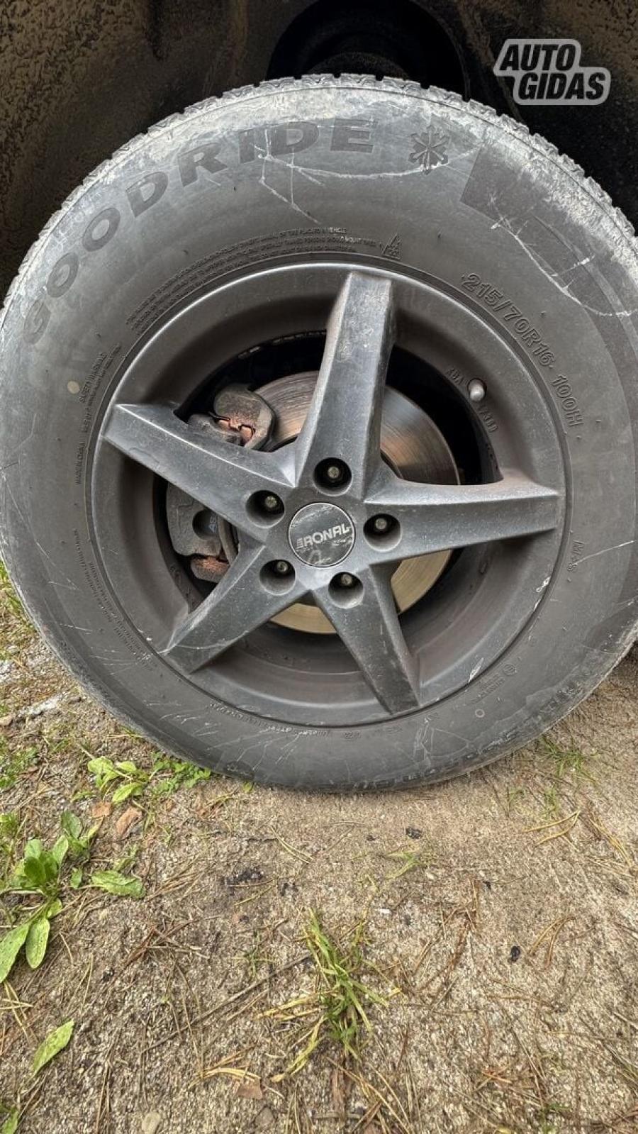 Zils Opel Antara 2008 Viļņa, ar dzinēja tilpumu 2.00 L un nobraukumu 227 tūkst. km par 3700 €, foto 15 vietnē AUTOMOTO.COM.LV