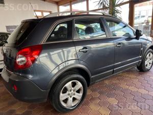 Blue Opel Antara 2009 in Ogre, with an engine capacity of 2.00 L and mileage of 167 thousand km for 4895 €, photo 4 on AUTOMOTO.COM.LV