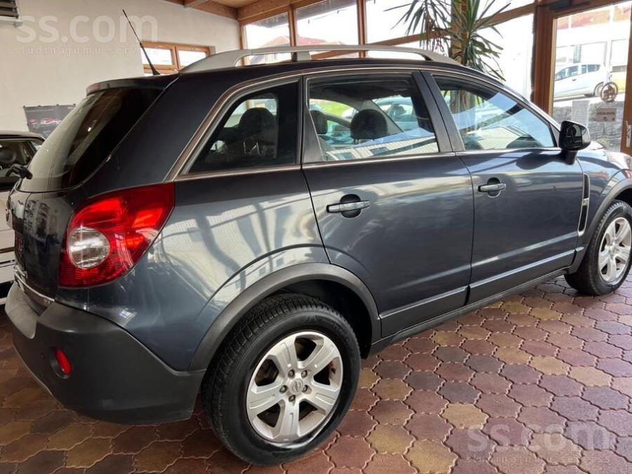 Blue Opel Antara 2009 in Ogre, with an engine capacity of 2.00 L and mileage of 167 thousand km for 4895 €, photo 4 on AUTOMOTO.COM.LV