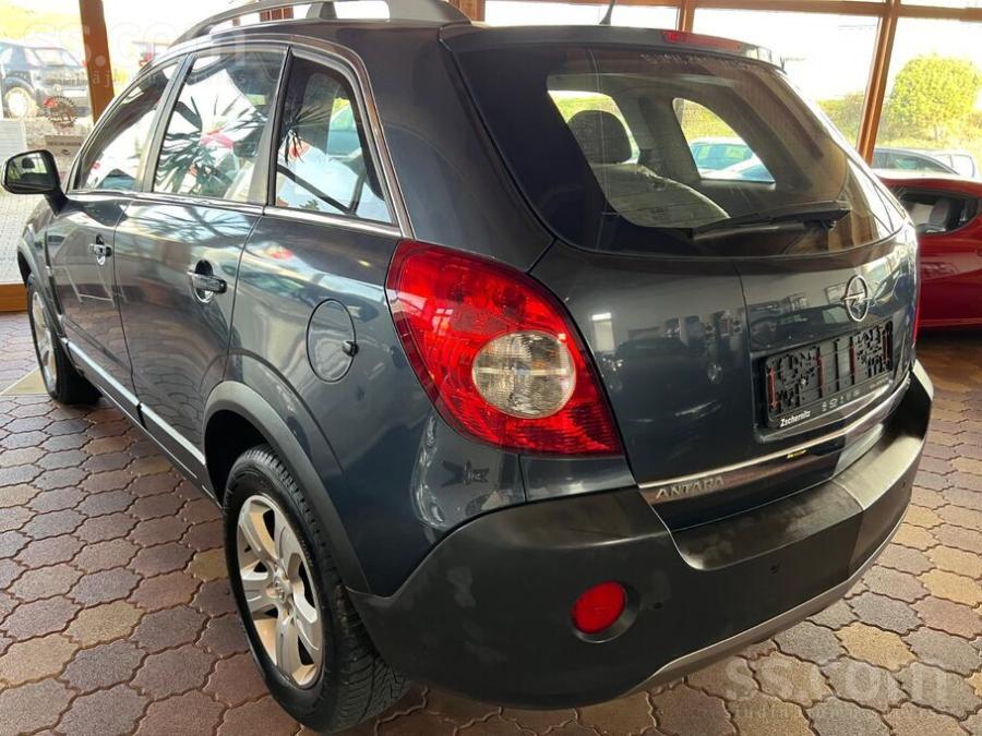 Blue Opel Antara 2009 in Ogre, with an engine capacity of 2.00 L and mileage of 167 thousand km for 4895 €, photo 5 on AUTOMOTO.COM.LV