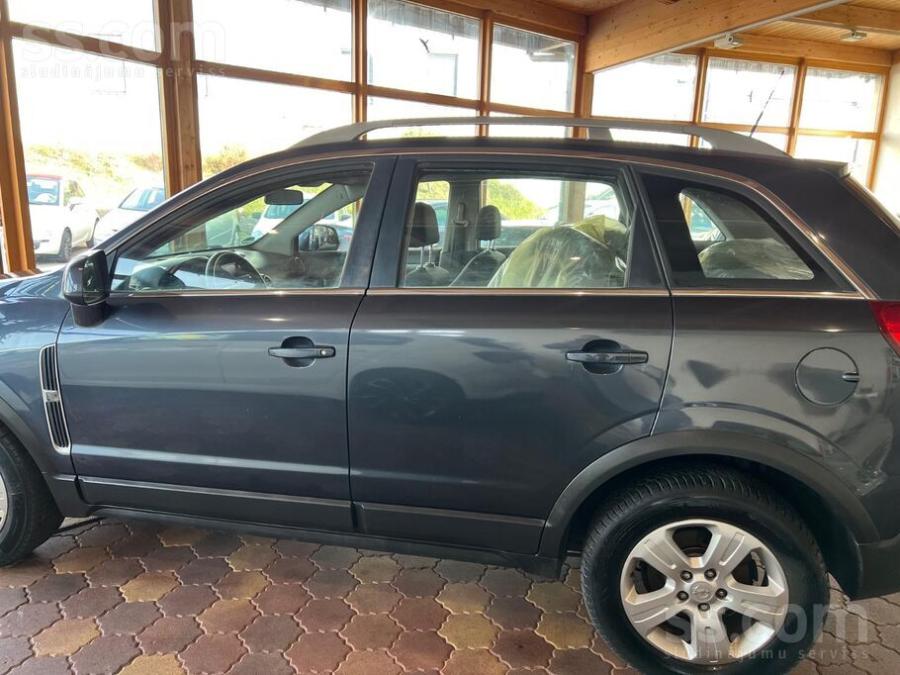 Blue Opel Antara 2009 in Ogre, with an engine capacity of 2.00 L and mileage of 167 thousand km for 4895 €, photo 8 on AUTOMOTO.COM.LV