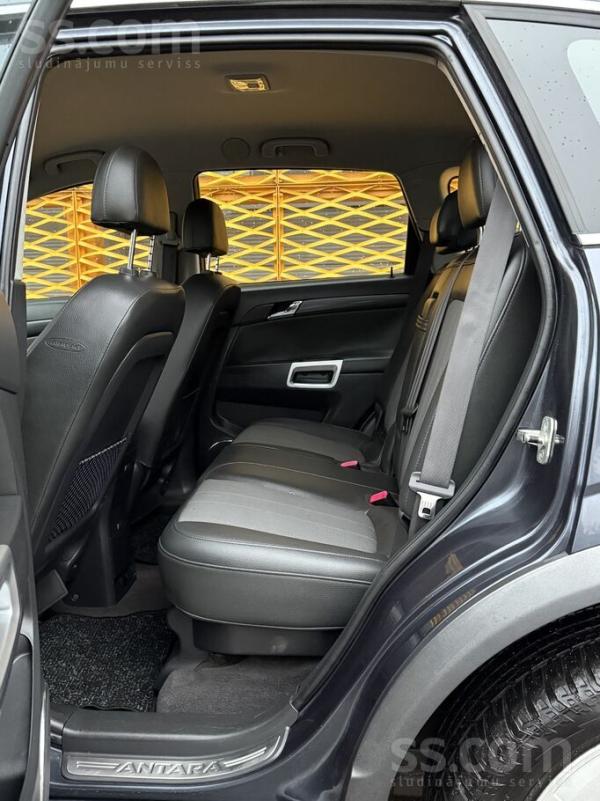Blue Opel Antara 2009 in Ogre, with an engine capacity of 2.00 L and mileage of 167 thousand km for 4895 €, photo 10 on AUTOMOTO.COM.LV
