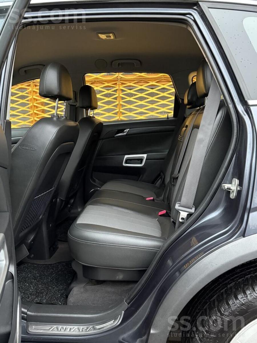 Blue Opel Antara 2009 in Ogre, with an engine capacity of 2.00 L and mileage of 167 thousand km for 4895 €, photo 11 on AUTOMOTO.COM.LV