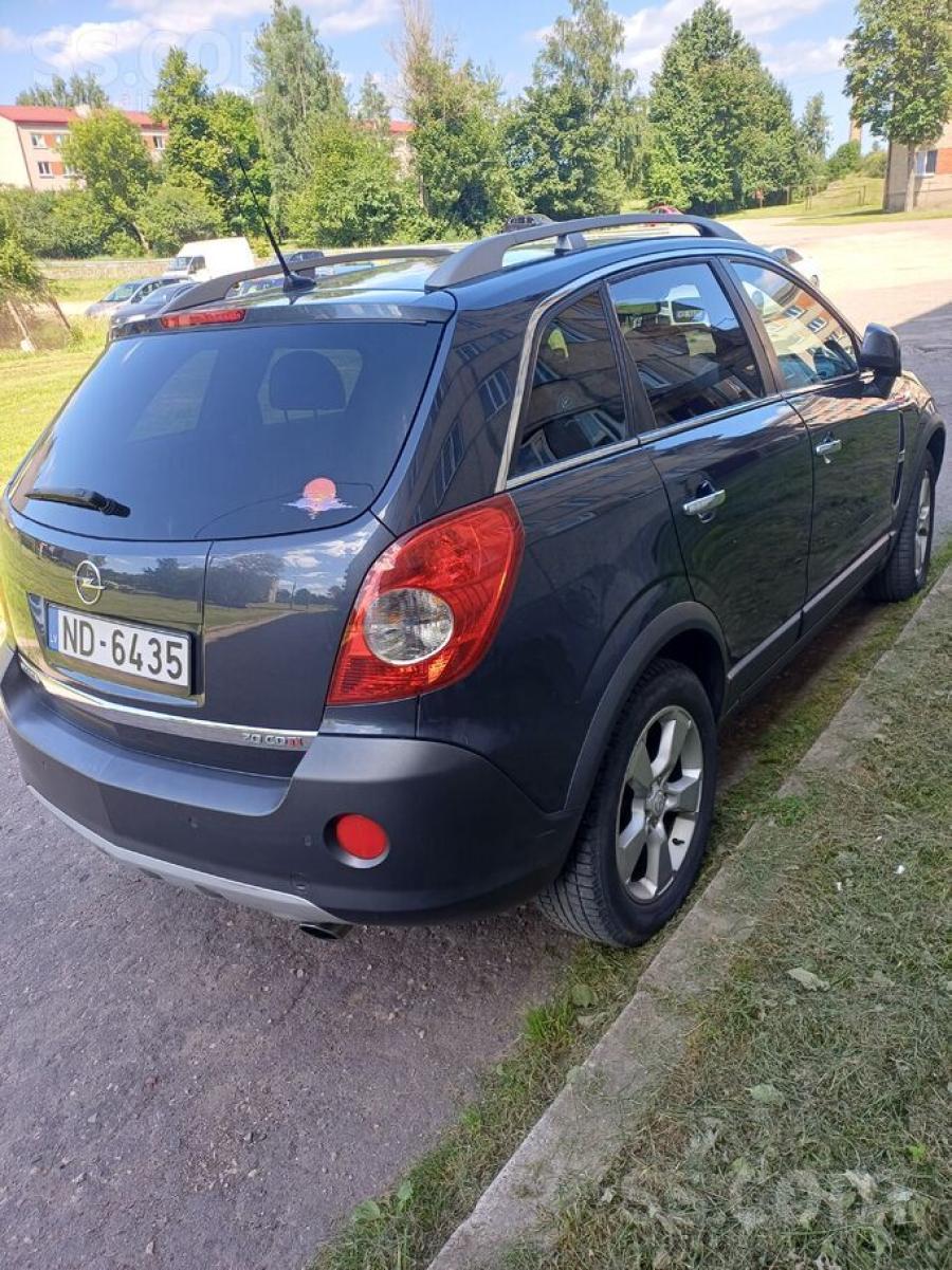 Blue Opel Antara 2009 in Jekabpils, with an engine capacity of 2.00 L and mileage of 243 thousand km for 4650 €, photo 4 on AUTOMOTO.COM.LV