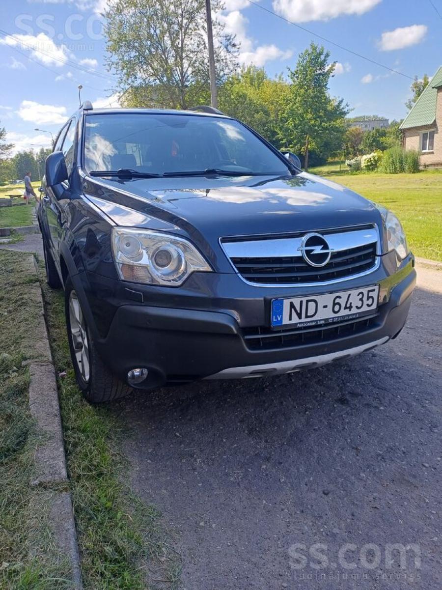 Blue Opel Antara 2009 in Jekabpils, with an engine capacity of 2.00 L and mileage of 243 thousand km for 4650 €, photo 5 on AUTOMOTO.COM.LV