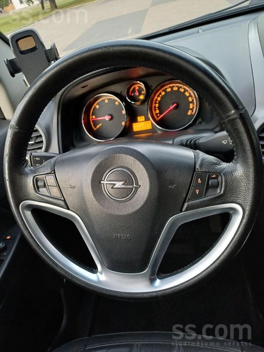 Blue Opel Antara 2009 in Jekabpils, with an engine capacity of 2.00 L and mileage of 243 thousand km for 4650 €, photo 6 on AUTOMOTO.COM.LV