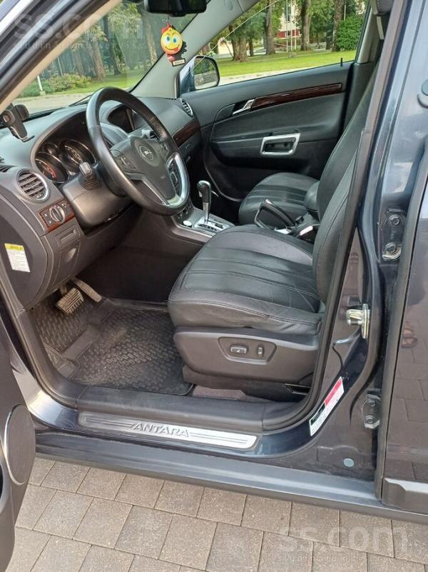 Zils Opel Antara 2009 Jēkabpils, ar dzinēja tilpumu 2.00 L un nobraukumu 243 tūkst. km par 4650 €, foto 7 vietnē AUTOMOTO.COM.LV