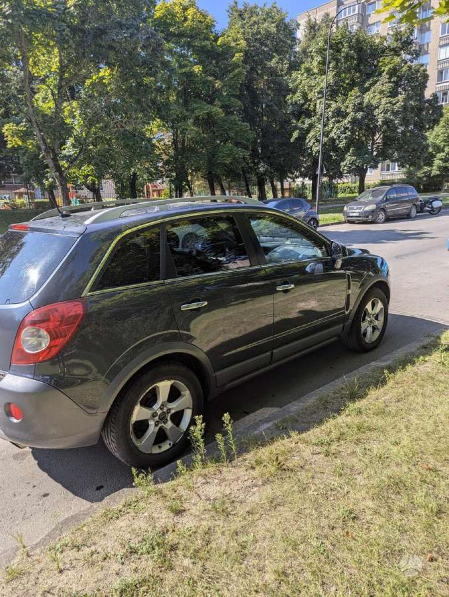 Zils Opel Antara 2009 Viļņa, ar dzinēja tilpumu 1.99 L un nobraukumu 310 tūkst. km par 3000 €, foto 4 vietnē AUTOMOTO.COM.LV