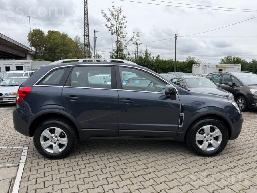 Zils Opel Antara 2009 Ogre, ar dzinēja tilpumu 2.00 L un nobraukumu 164 tūkst. km par 4790 €, foto 5 vietnē AUTOMOTO.COM.LV