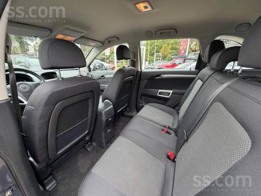 Zils Opel Antara 2009 Ogre, ar dzinēja tilpumu 2.00 L un nobraukumu 164 tūkst. km par 4790 €, foto 16 vietnē AUTOMOTO.COM.LV