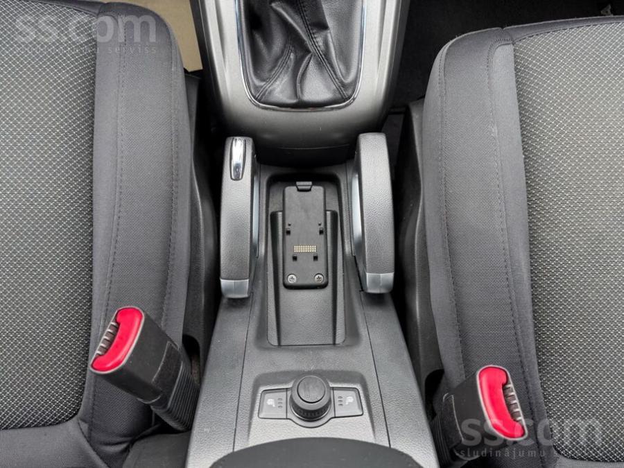 Zils Opel Antara 2009 Ogre, ar dzinēja tilpumu 2.00 L un nobraukumu 164 tūkst. km par 4790 €, foto 18 vietnē AUTOMOTO.COM.LV