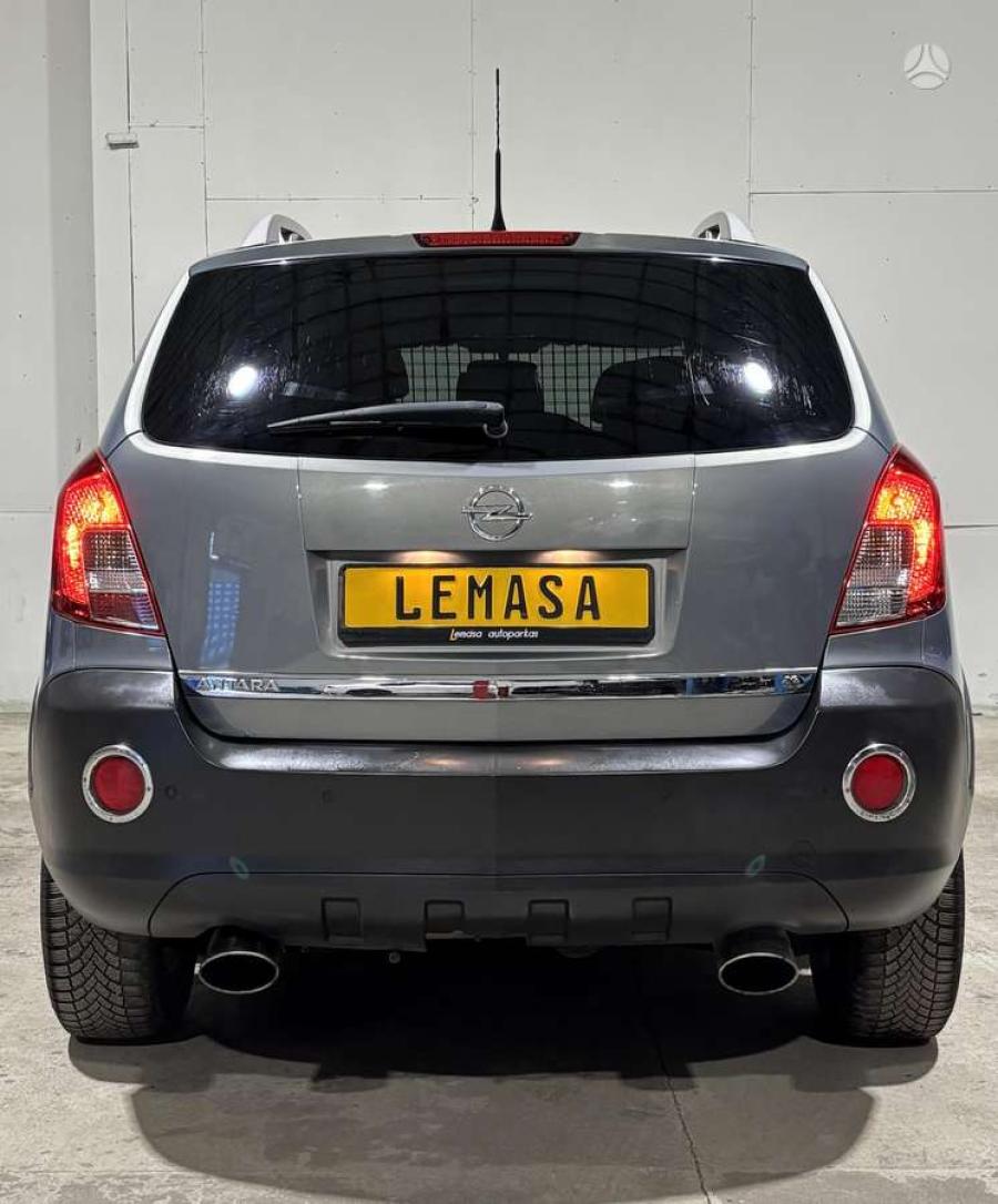 Blue Opel Antara 2011 in Klaipeda, with an engine capacity of 2.38 L and mileage of 196 thousand km for 5999 €, photo 8 on AUTOMOTO.COM.LV