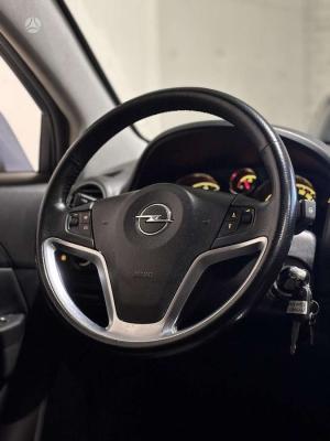 Blue Opel Antara 2011 in Klaipeda, with an engine capacity of 2.38 L and mileage of 196 thousand km for 5999 €, photo 9 on AUTOMOTO.COM.LV