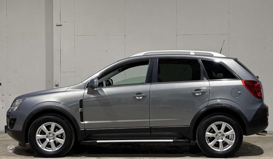 Blue Opel Antara 2011 in Klaipeda, with an engine capacity of 2.38 L and mileage of 196 thousand km for 5999 €, photo 16 on AUTOMOTO.COM.LV