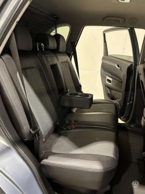Blue Opel Antara 2011 in Klaipeda, with an engine capacity of 2.38 L and mileage of 196 thousand km for 5999 €, photo 19 on AUTOMOTO.COM.LV
