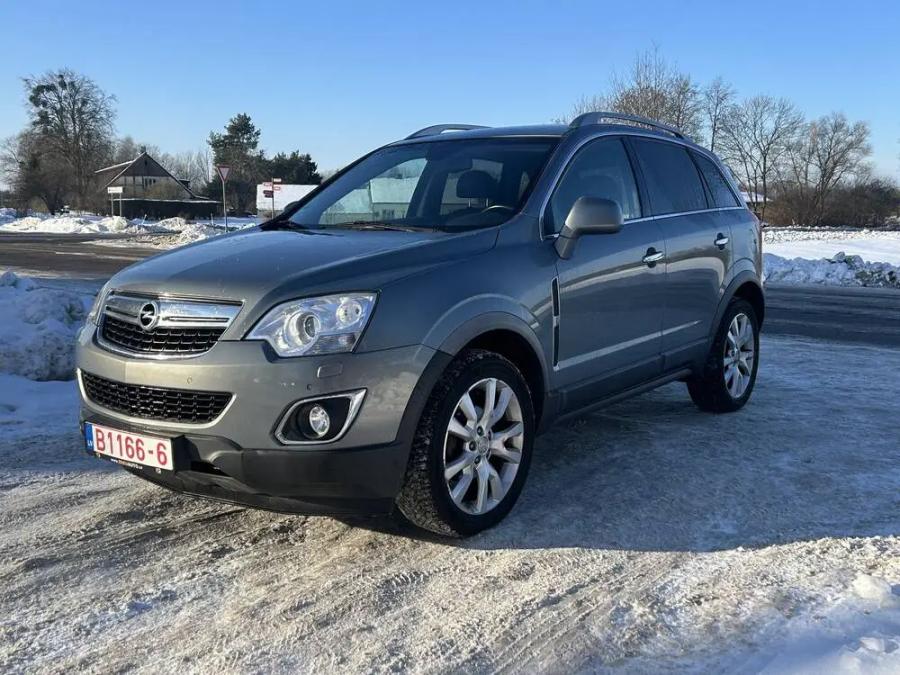 Blue Opel Antara 2012 in Grobiņa, with an engine capacity of 2.20 L and mileage of 234 thousand km for 5500 €, photo 1 on AUTOMOTO.COM.LV