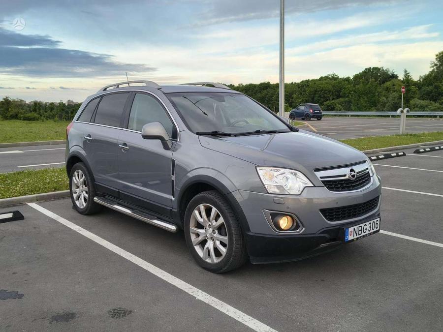 Blue Opel Antara 2012 in Kaunas, with an engine capacity of 2.23 L and mileage of 241 thousand km for 5200 €, photo 3 on AUTOMOTO.COM.LV