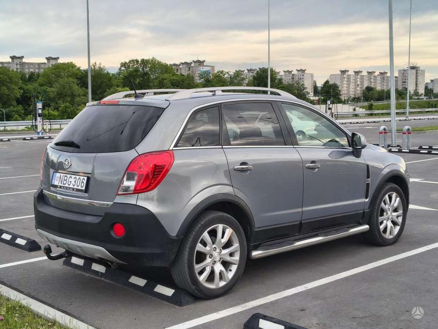 Blue Opel Antara 2012 in Kaunas, with an engine capacity of 2.23 L and mileage of 241 thousand km for 5200 €, photo 10 on AUTOMOTO.COM.LV