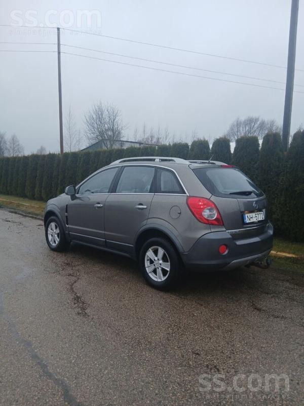 Brown Opel Antara 2007 in Bauska, with an engine capacity of 2.00 L and mileage of 245 thousand km for 2850 €, photo 4 on AUTOMOTO.COM.LV
