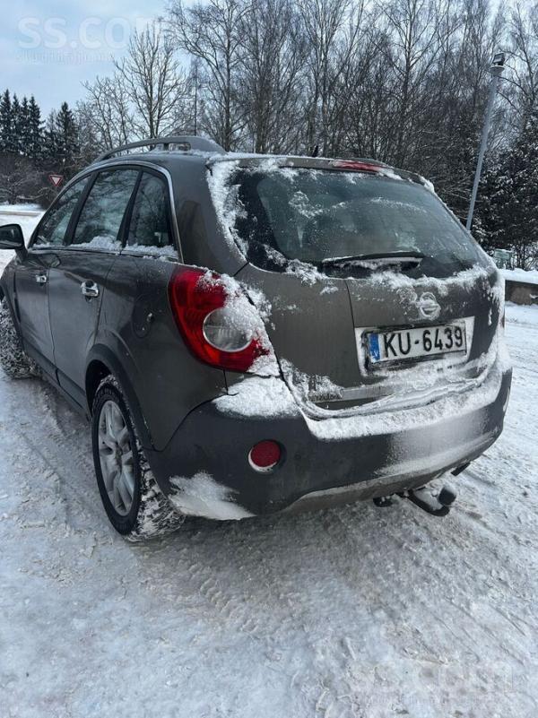 Brown Opel Antara 2007 in Daugavpils, with an engine capacity of 2.00 L and mileage of 240 thousand km for 3500 €, photo 3 on AUTOMOTO.COM.LV