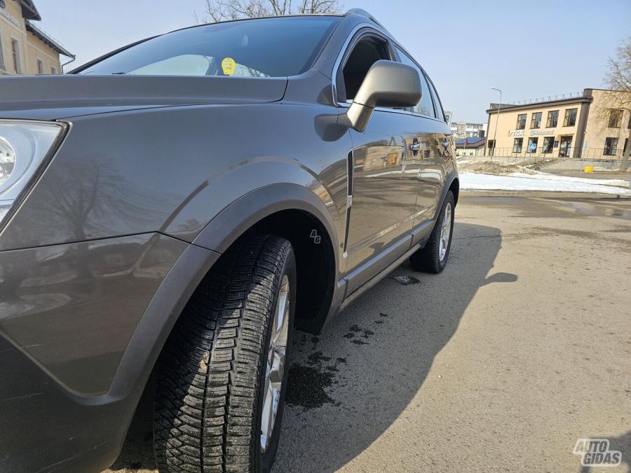 Brown Opel Antara 2007 in Radviliskis, with an engine capacity of 2.00 L and mileage of 190 thousand km for 4050 €, photo 4 on AUTOMOTO.COM.LV