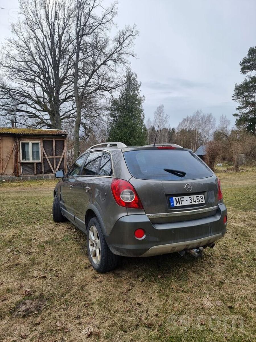 Brūns Opel Antara 2007 Rīga, ar dzinēja tilpumu 2.00 L un nobraukumu 292 tūkst. km par 3300 €, foto 3 vietnē AUTOMOTO.COM.LV
