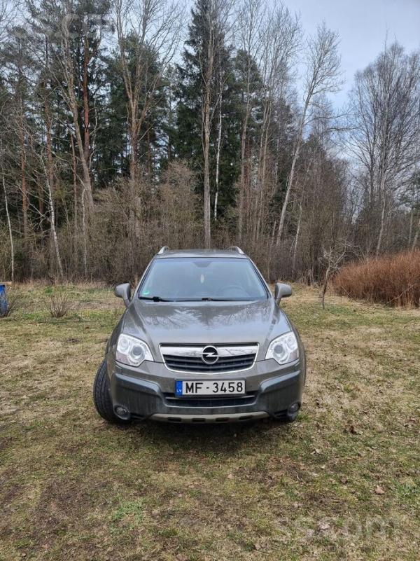 Brown Opel Antara 2007 in Riga, with an engine capacity of 2.00 L and mileage of 292 thousand km for 3300 €, photo 3 on AUTOMOTO.COM.LV