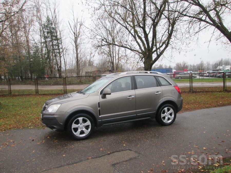 Brūns Opel Antara 2007 Rīga, ar dzinēja tilpumu 2.00 L un nobraukumu 292 tūkst. km par 2499 €, foto 3 vietnē AUTOMOTO.COM.LV