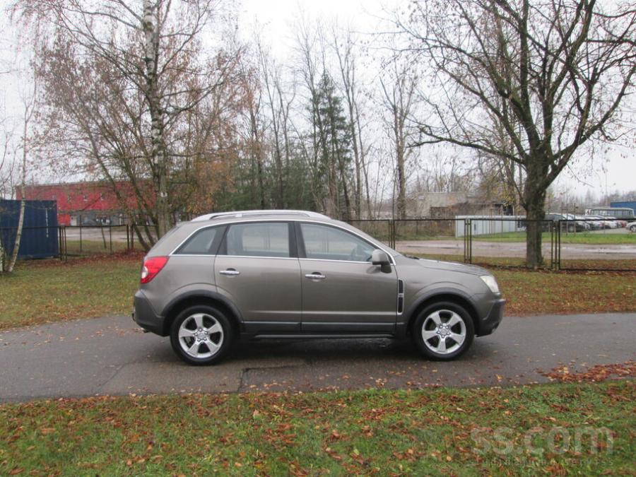 Brūns Opel Antara 2007 Rīga, ar dzinēja tilpumu 2.00 L un nobraukumu 292 tūkst. km par 2499 €, foto 10 vietnē AUTOMOTO.COM.LV