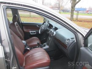 Brūns Opel Antara 2007 Rīga, ar dzinēja tilpumu 2.00 L un nobraukumu 292 tūkst. km par 2499 €, foto 13 vietnē AUTOMOTO.COM.LV