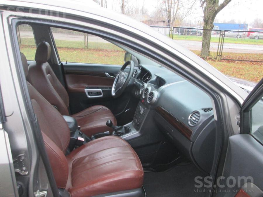 Brūns Opel Antara 2007 Rīga, ar dzinēja tilpumu 2.00 L un nobraukumu 292 tūkst. km par 2499 €, foto 13 vietnē AUTOMOTO.COM.LV