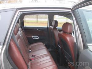 Brūns Opel Antara 2007 Rīga, ar dzinēja tilpumu 2.00 L un nobraukumu 292 tūkst. km par 2499 €, foto 14 vietnē AUTOMOTO.COM.LV