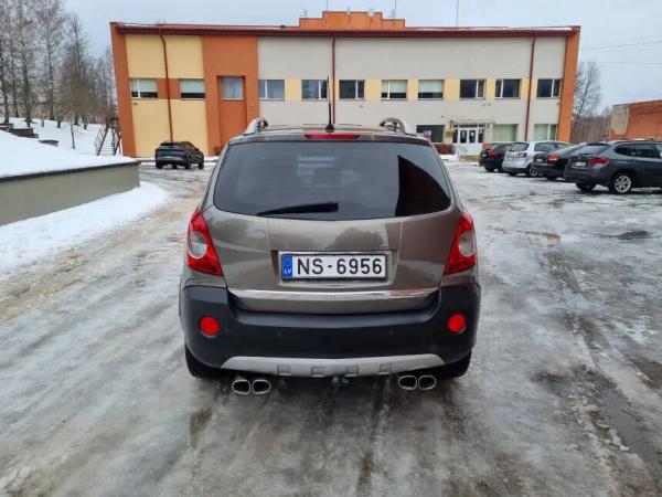 Brown Opel Antara 2007 in Jekabpils, with an engine capacity of 2.00 L and mileage of 258 thousand km for 5550 €, photo 6 on AUTOMOTO.COM.LV