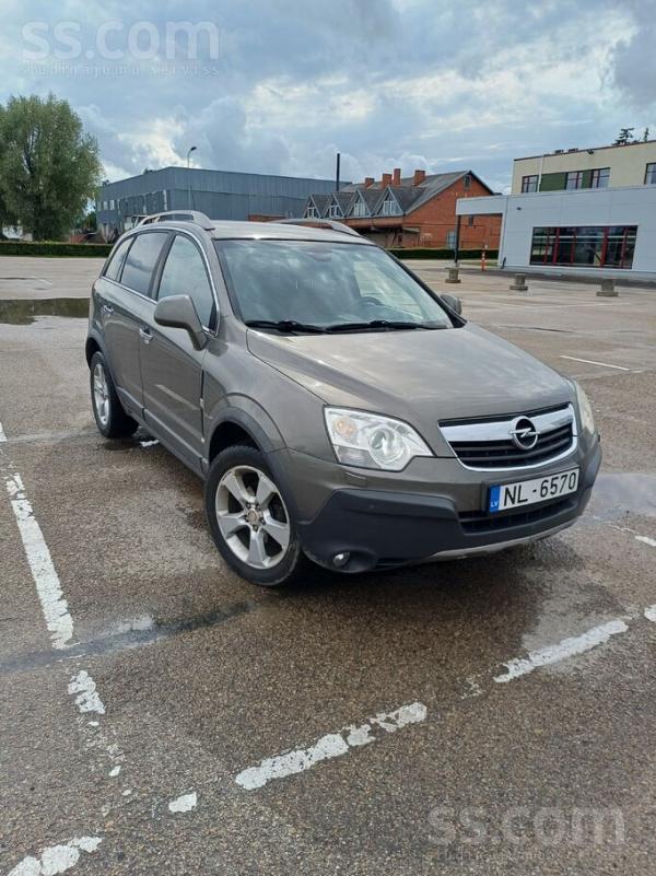Brown Opel Antara 2007 in Madona, with an engine capacity of 2.00 L and mileage of 271 thousand km for 3600 €, photo 2 on AUTOMOTO.COM.LV