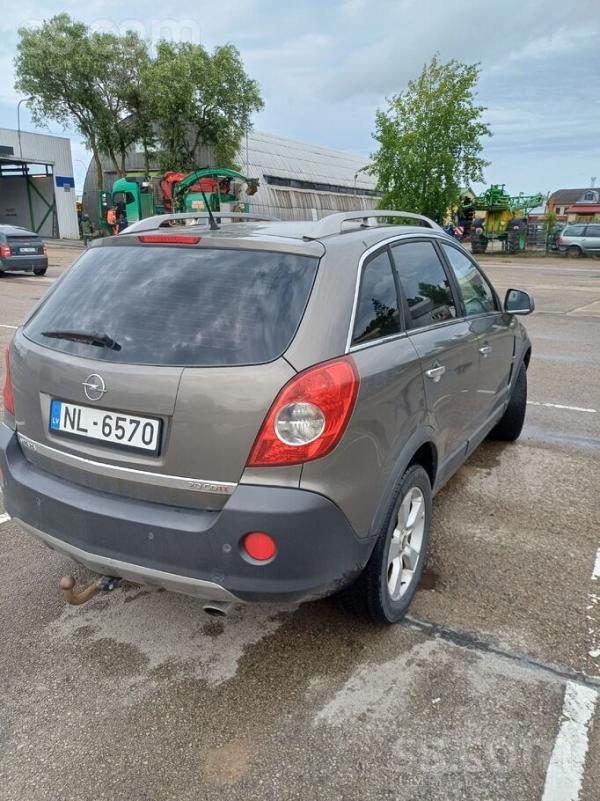 Brown Opel Antara 2007 in Madona, with an engine capacity of 2.00 L and mileage of 271 thousand km for 3600 €, photo 4 on AUTOMOTO.COM.LV