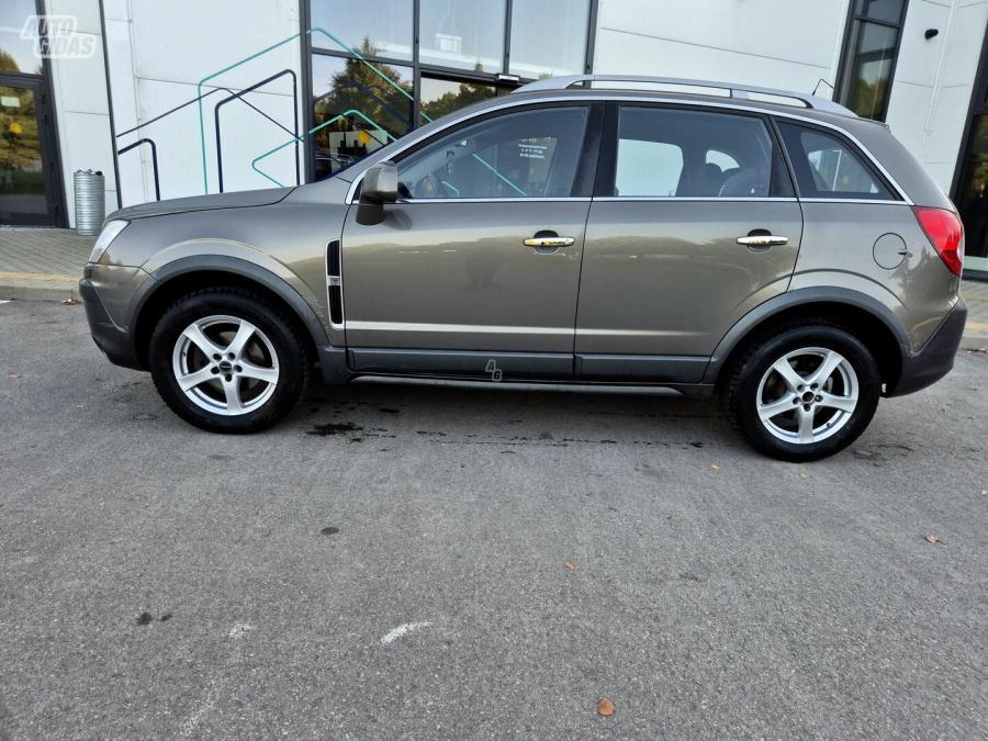 Brūns Opel Antara 2007 Kauņa, ar dzinēja tilpumu 2.00 L un nobraukumu 205 tūkst. km par 1650 €, foto 3 vietnē AUTOMOTO.COM.LV
