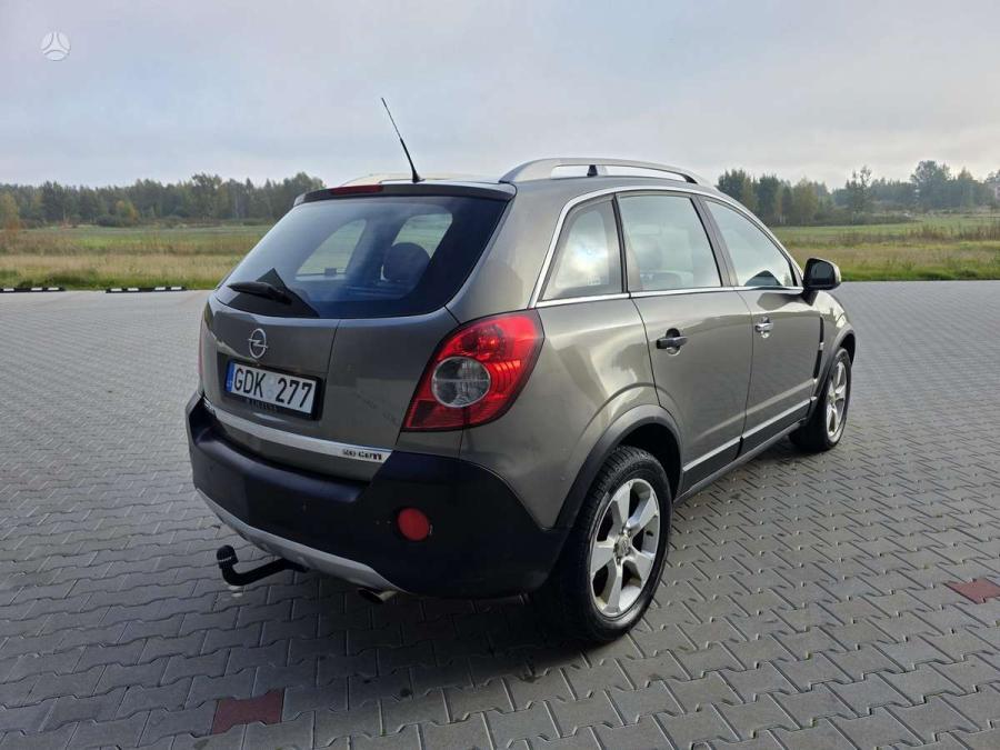 Brūns Opel Antara 2007 Šauļi, ar dzinēja tilpumu 2.00 L un nobraukumu 248 tūkst. km par 2050 €, foto 7 vietnē AUTOMOTO.COM.LV
