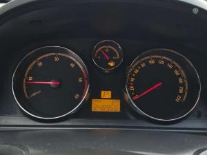 Brūns Opel Antara 2007 Šauļi, ar dzinēja tilpumu 2.00 L un nobraukumu 248 tūkst. km par 2050 €, foto 16 vietnē AUTOMOTO.COM.LV