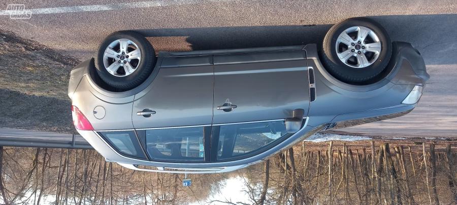 Brūns Opel Antara 2007 Trakai, ar dzinēja tilpumu 2.00 L un nobraukumu 273 tūkst. km par 2400 €, foto 9 vietnē AUTOMOTO.COM.LV