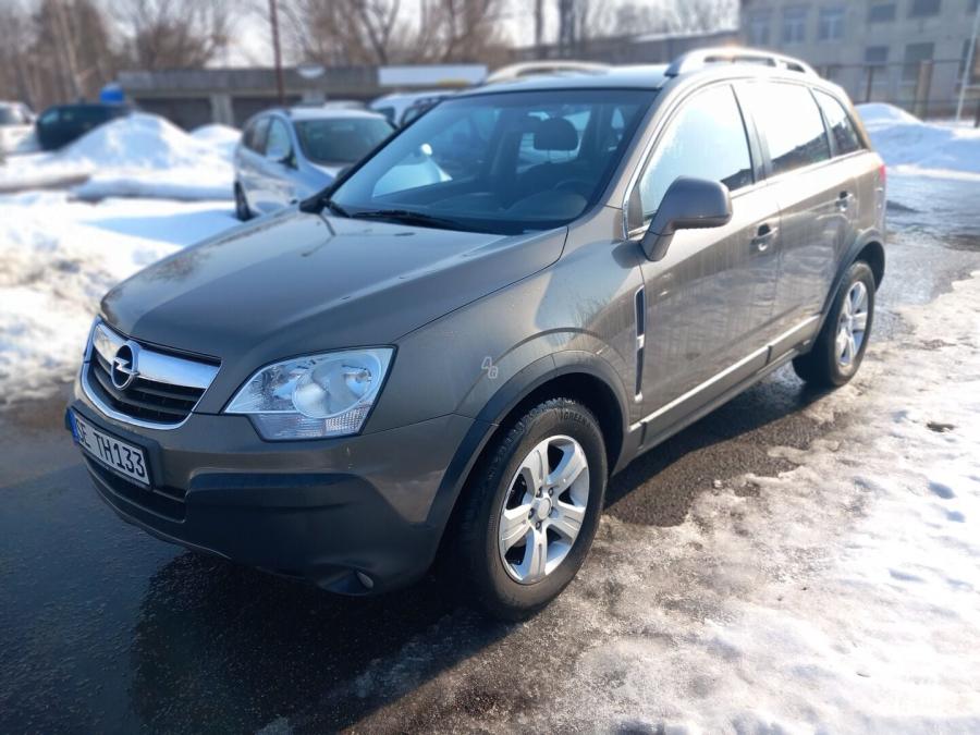 Brown Opel Antara 2008 in Klaipeda, with an engine capacity of 2.00 L and mileage of 217 thousand km for 3700 €, photo 3 on AUTOMOTO.COM.LV
