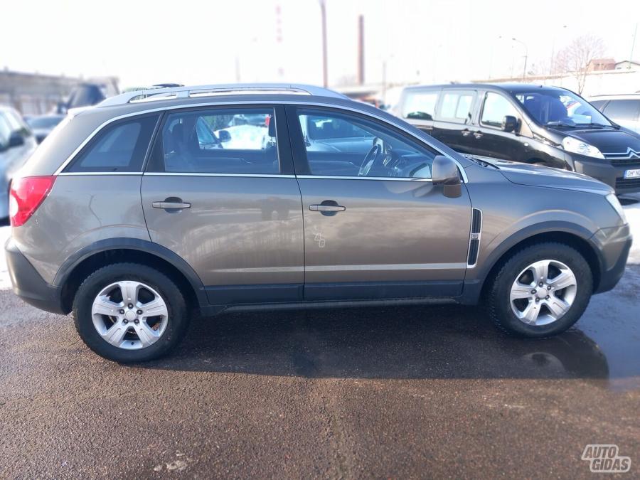 Brown Opel Antara 2008 in Klaipeda, with an engine capacity of 2.00 L and mileage of 217 thousand km for 3700 €, photo 5 on AUTOMOTO.COM.LV