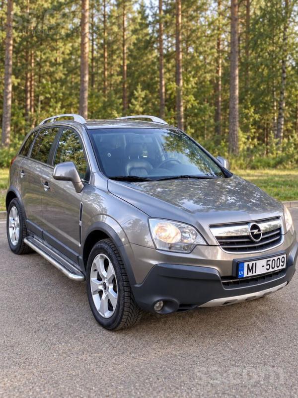 Brown Opel Antara 2008 in Riga, with an engine capacity of 2.00 L and mileage of 240 thousand km for 3950 €, photo 3 on AUTOMOTO.COM.LV