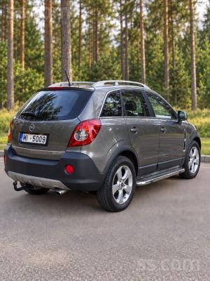 Brūns Opel Antara 2008 Rīga, ar dzinēja tilpumu 2.00 L un nobraukumu 240 tūkst. km par 3950 €, foto 5 vietnē AUTOMOTO.COM.LV