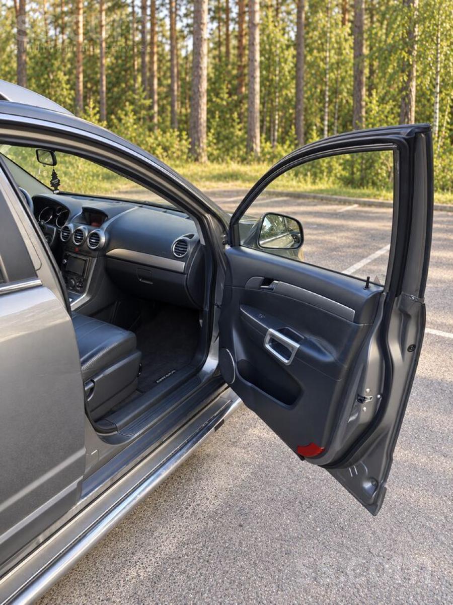 Brūns Opel Antara 2008 Rīga, ar dzinēja tilpumu 2.00 L un nobraukumu 240 tūkst. km par 3950 €, foto 17 vietnē AUTOMOTO.COM.LV